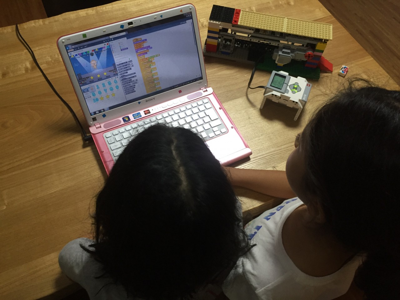 ScratchX + EV3 で「暗算自動はんばいき」を作ったよ（娘たちが） – ogaworks